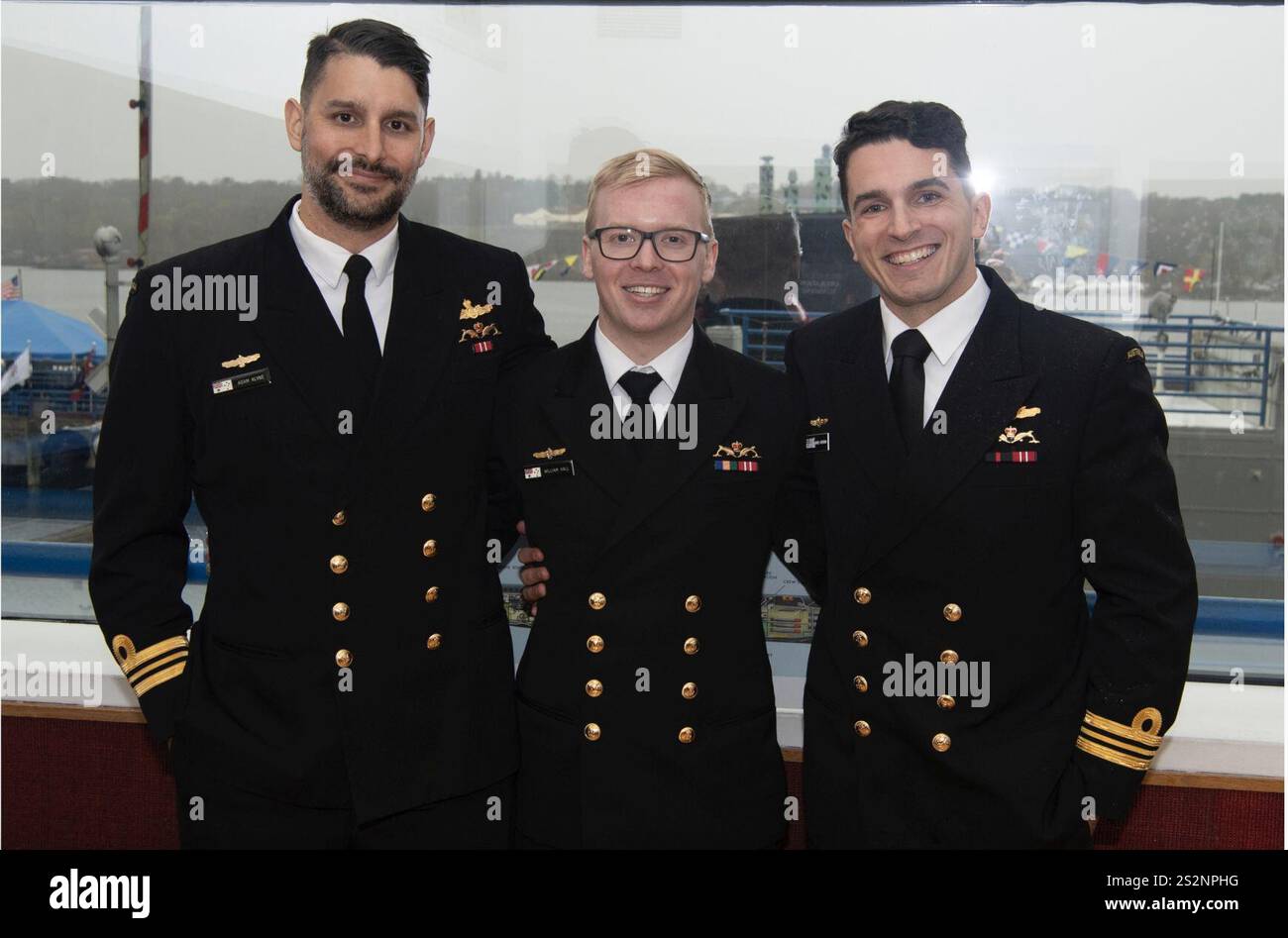 First three Australian graduates of the US submarine school April 2024 ...