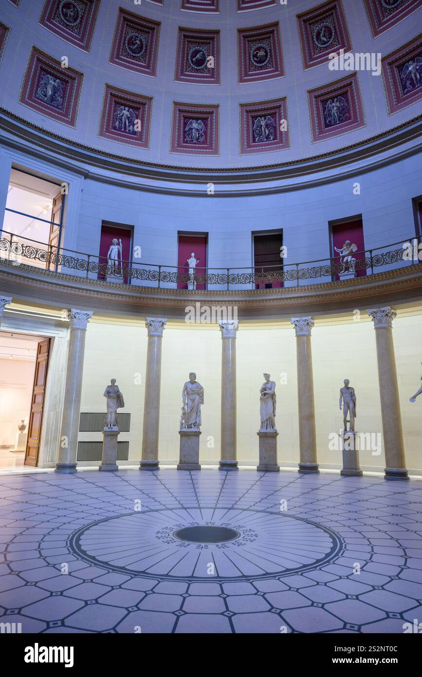 Interior of Altes Museum, Old Museum in Museum Island complex in ...