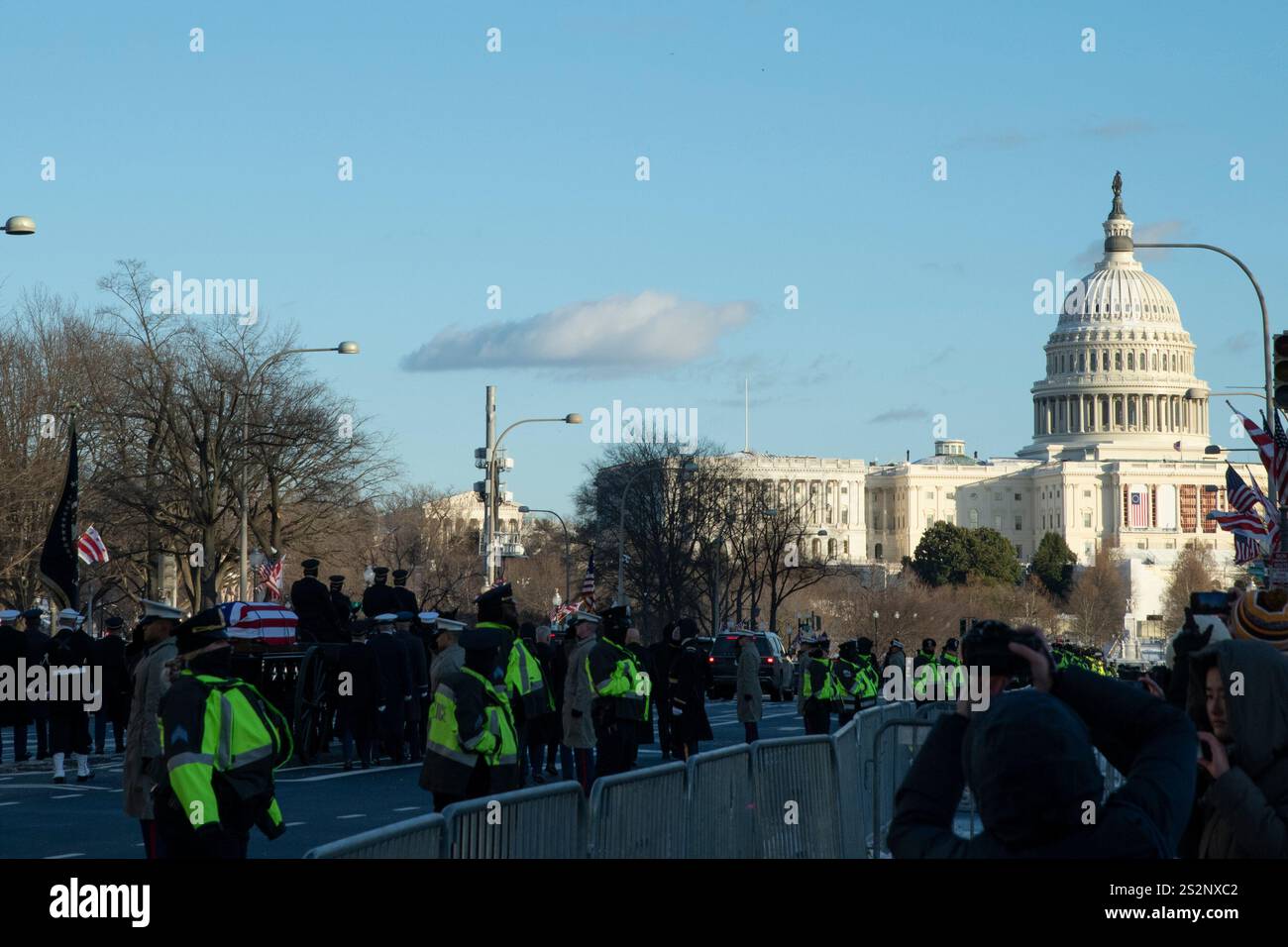 Members of United States Navy transfer lead the funeral procession for ...