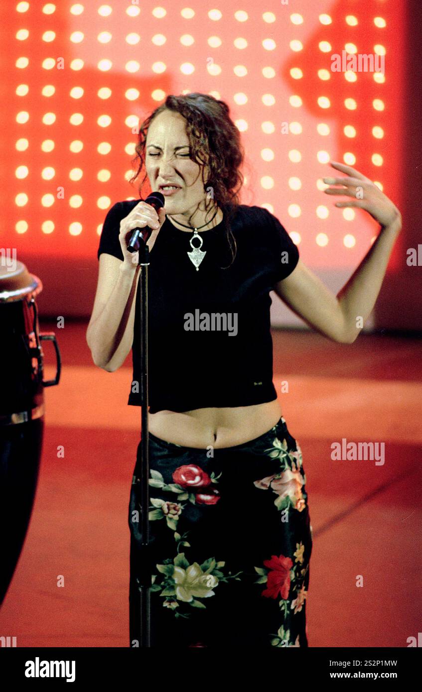 Marina rei immagini 1995 hi-res stock photography and images - Alamy