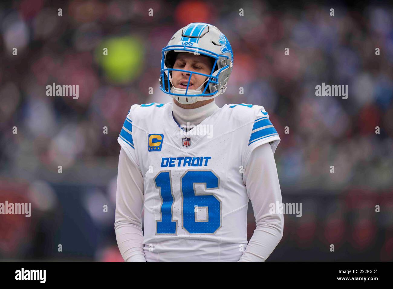 Detroit Lions quarterback Jared Goff (16) plays during an NFL football ...