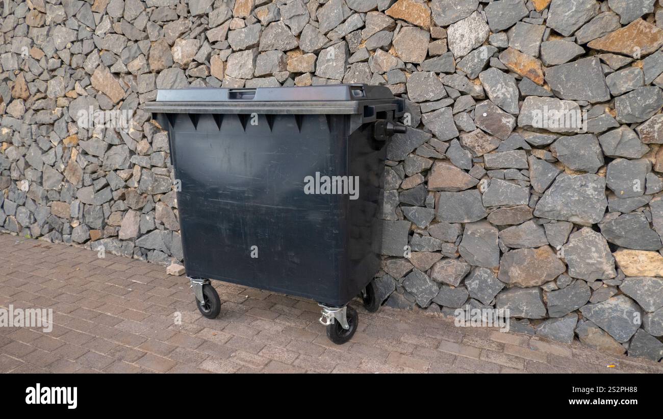 Industrial waste bin hi-res stock photography and images - Alamy
