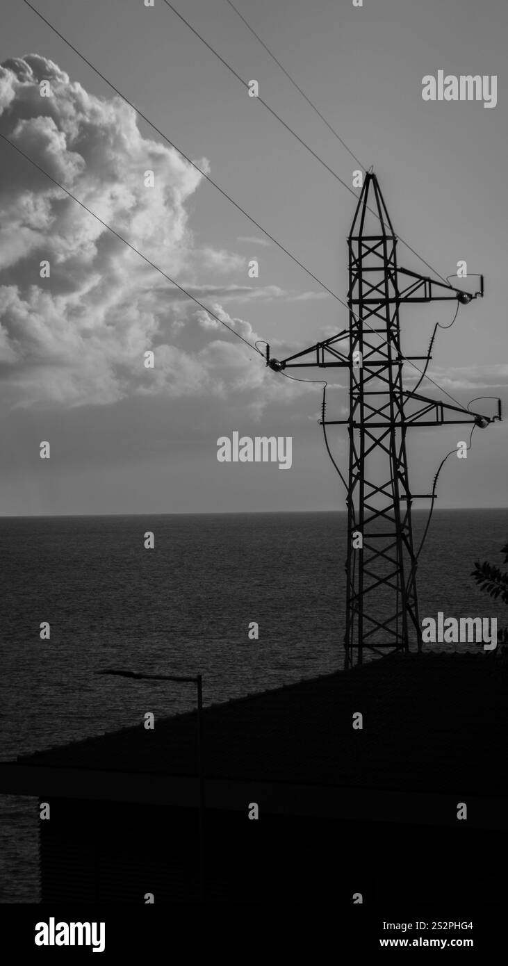 Photo power line in Black and White Stock Photos & Images - Alamy
