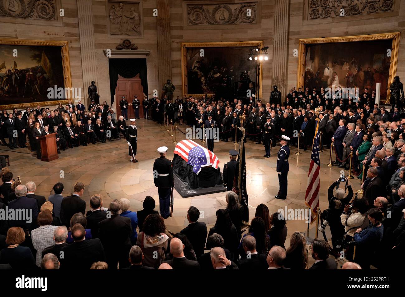The flag-draped casket of former President Jimmy Carter lies in state ...