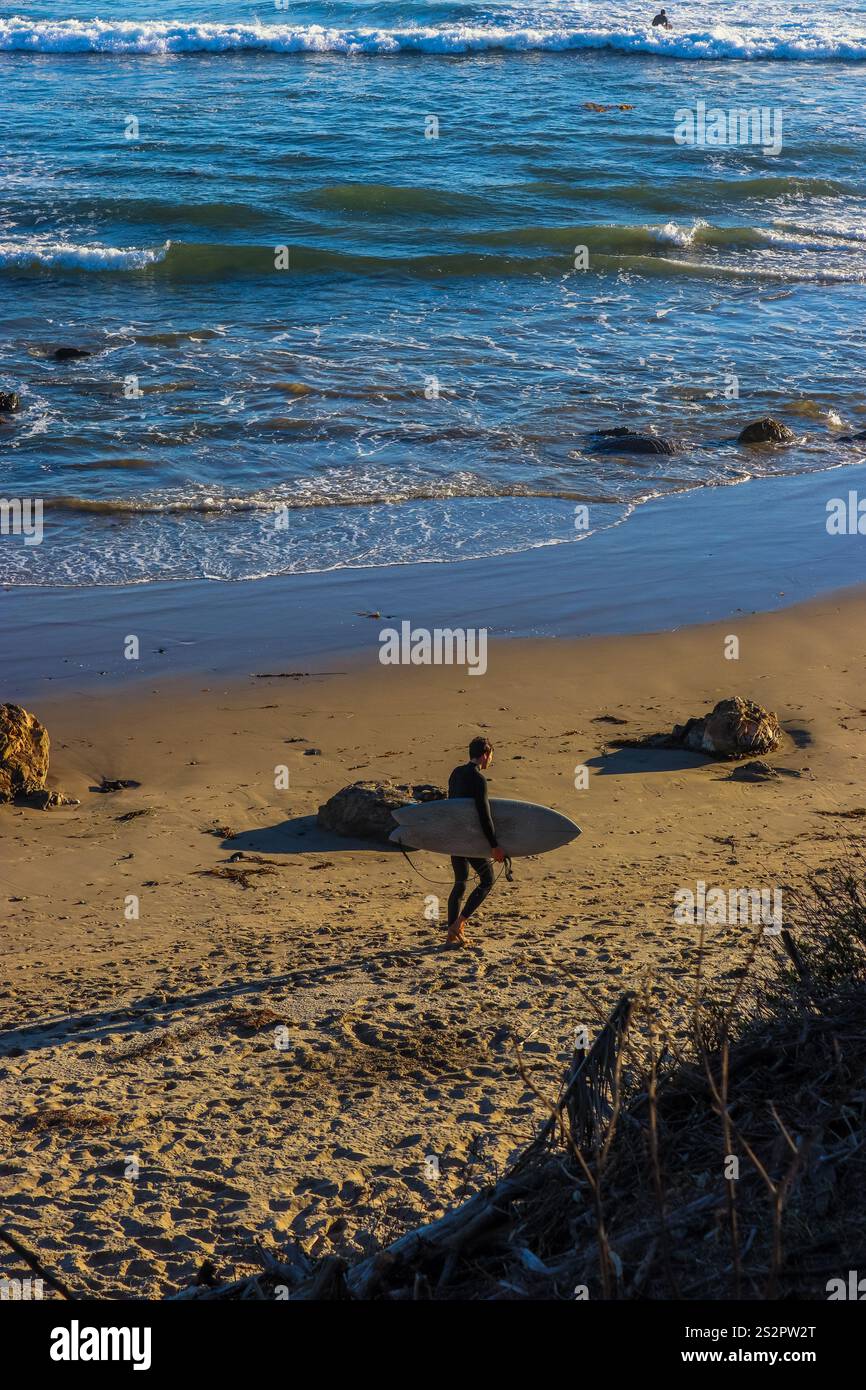 Scenes from the iconic Santa Barbara beach Stock Photo - Alamy