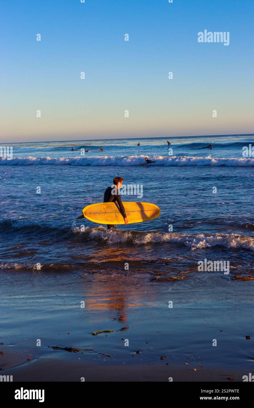 Breathtaking Scenes from the Iconic Santa Barbara Beach, California ...