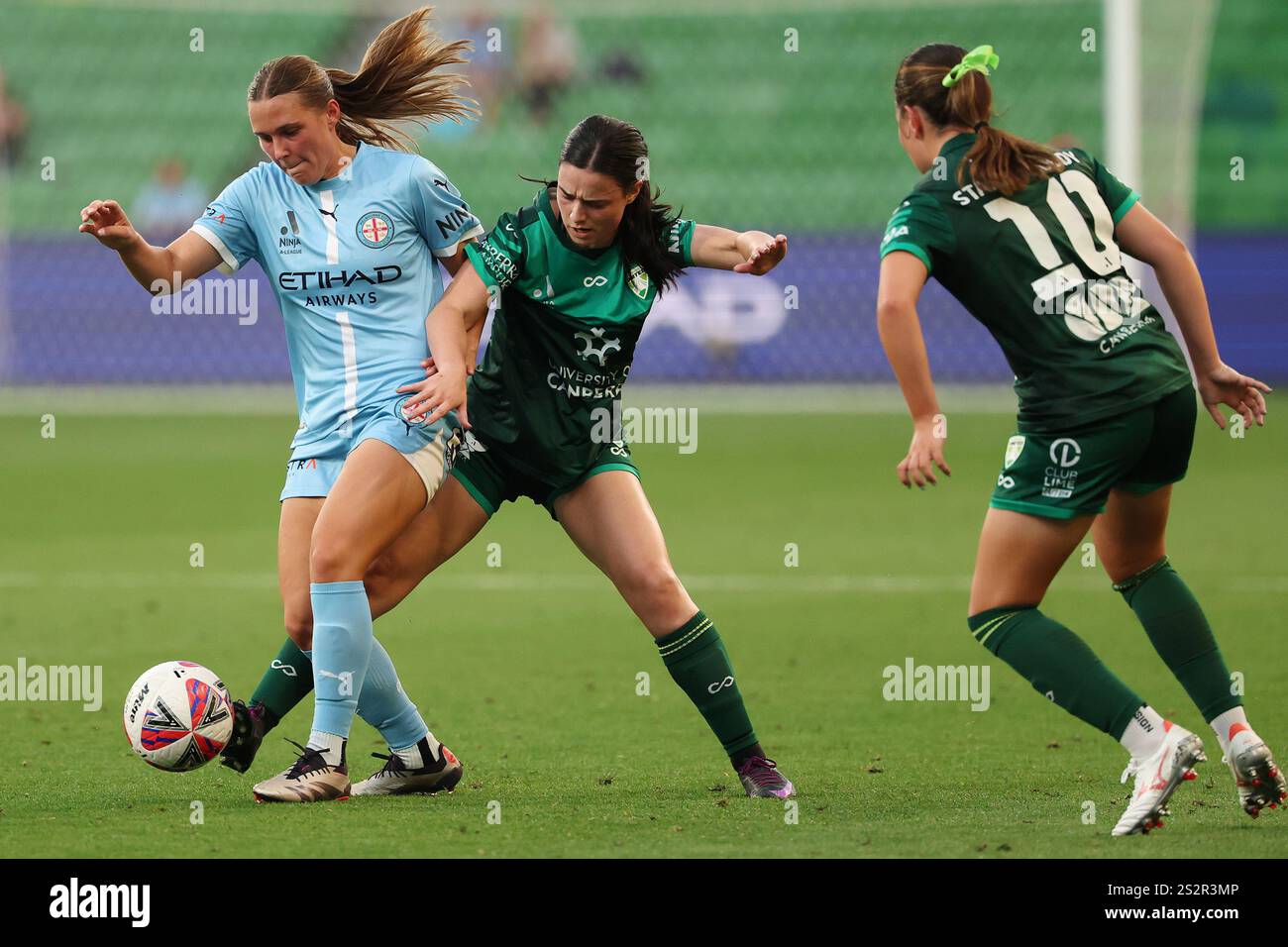 Melbourne, Australia. 15th Dec, 2024. Leticia McKenna of Melbourne City ...