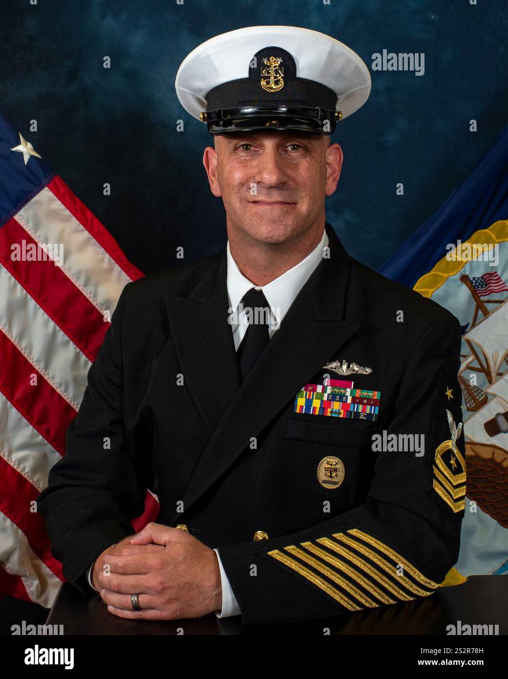 Avin hi-res stock photography and images - Alamy