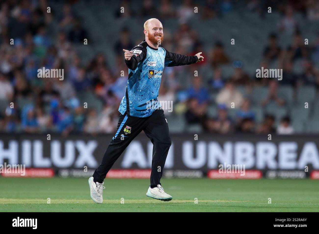 Adelaide, Australia. 20th Dec, 2024. Lloyd Pope of the Strikers ...