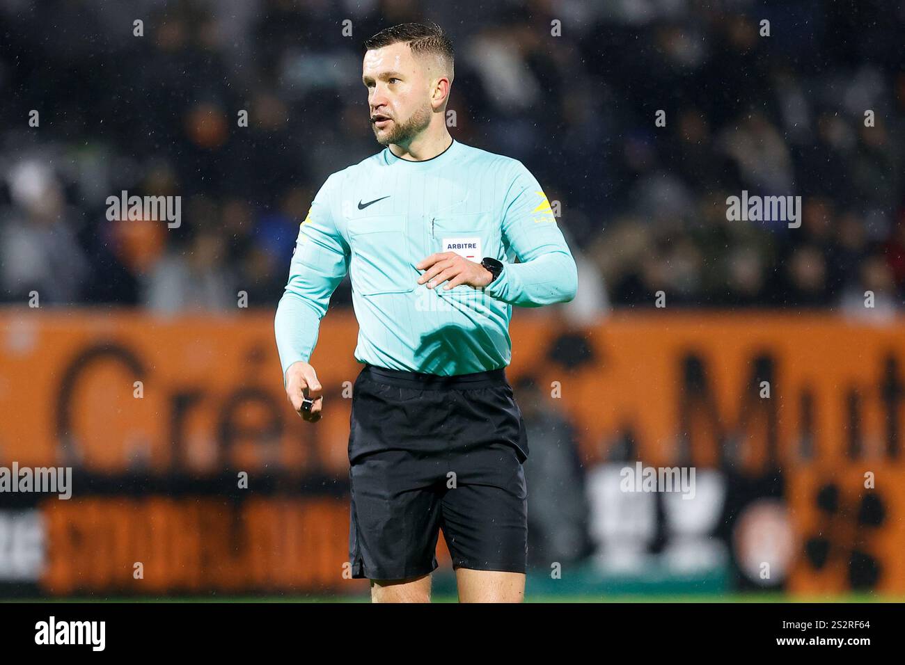 Geoffrey KUBLER (ARBITRE) during the Ligue 2 BKT between Laval and ...