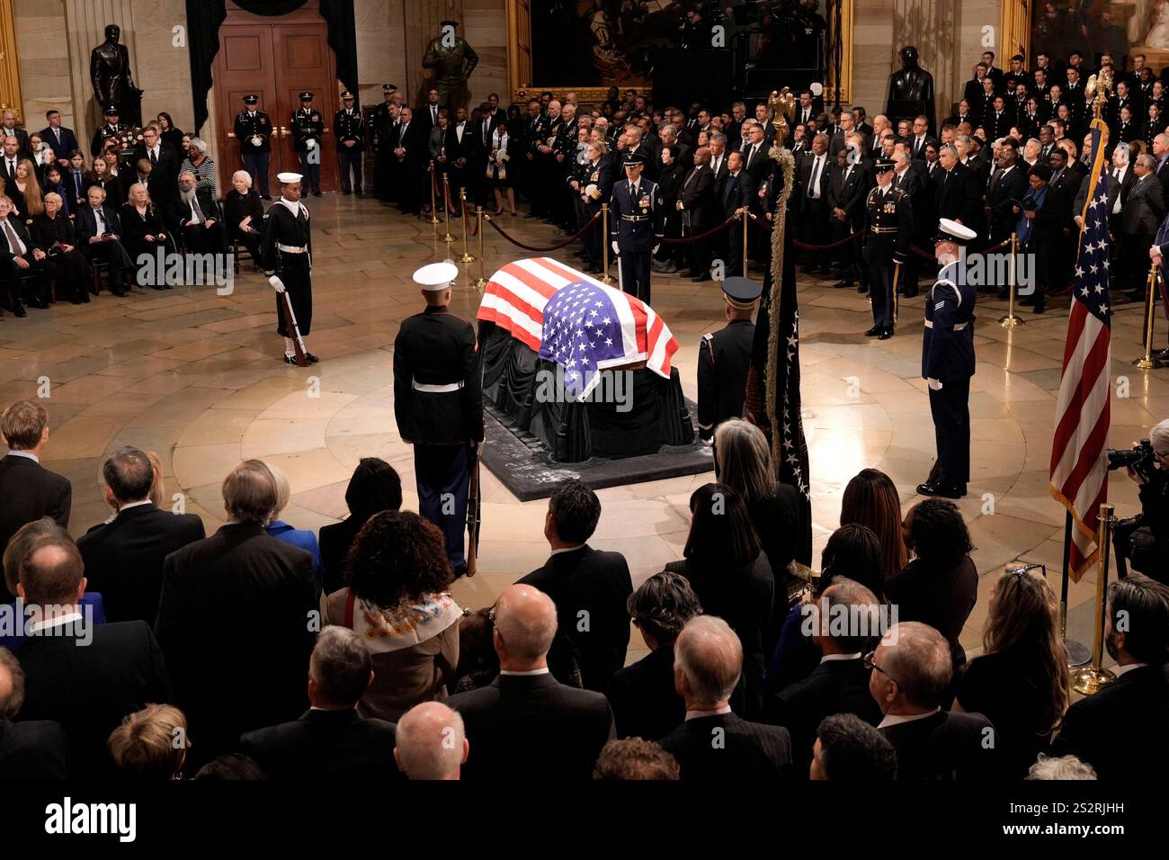 The flag-draped casket of former President Jimmy Carter lies in state ...