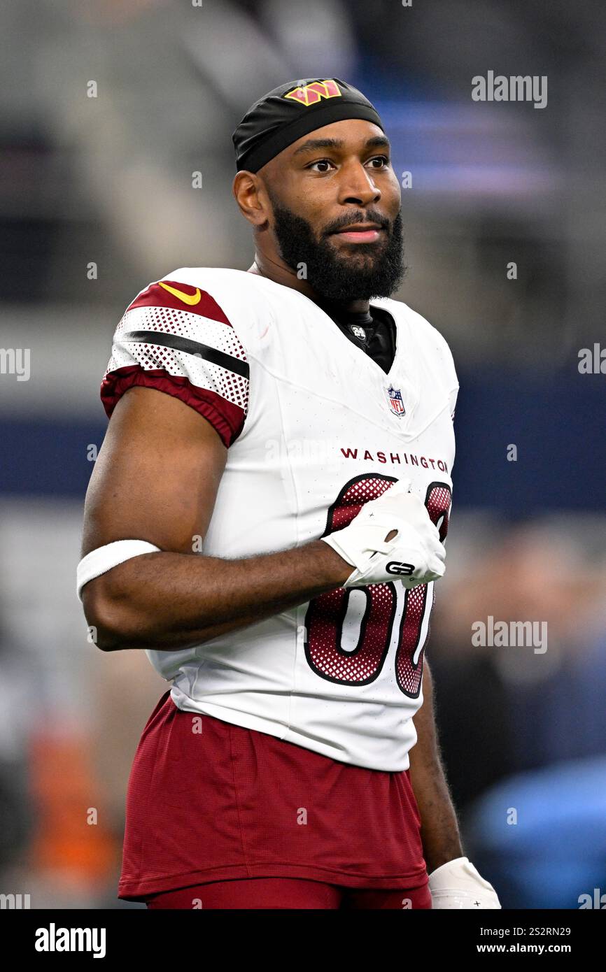 Washington Commanders wide receiver Jamison Crowder (80) warms up ...