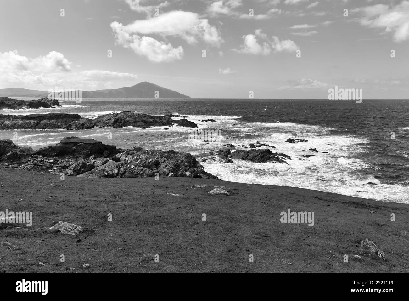 Spectacular coastline Black and White Stock Photos & Images - Alamy