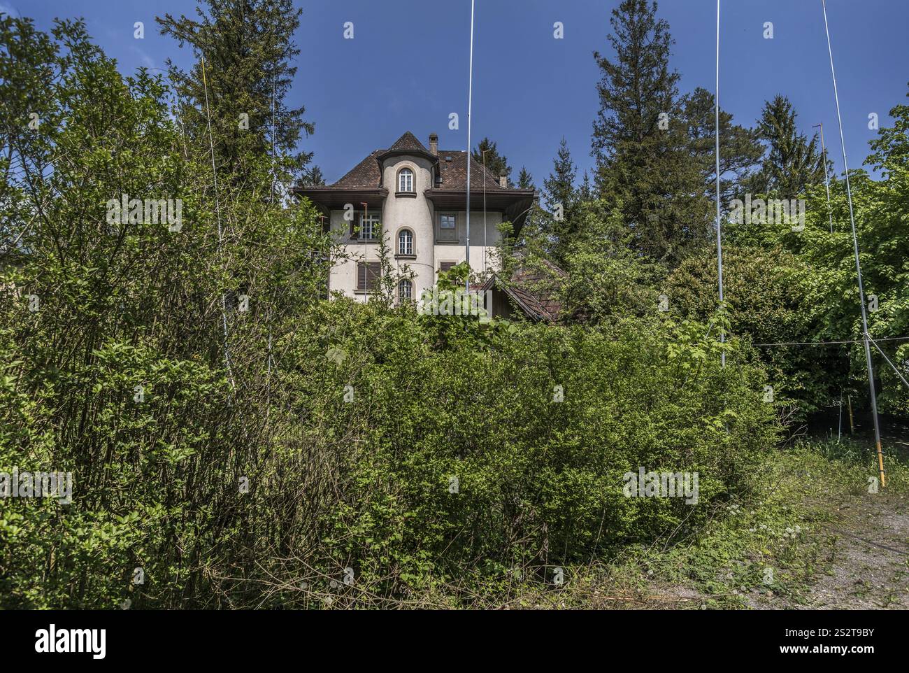 Exterior view of the former factory owner's villa Sonnenheim ...