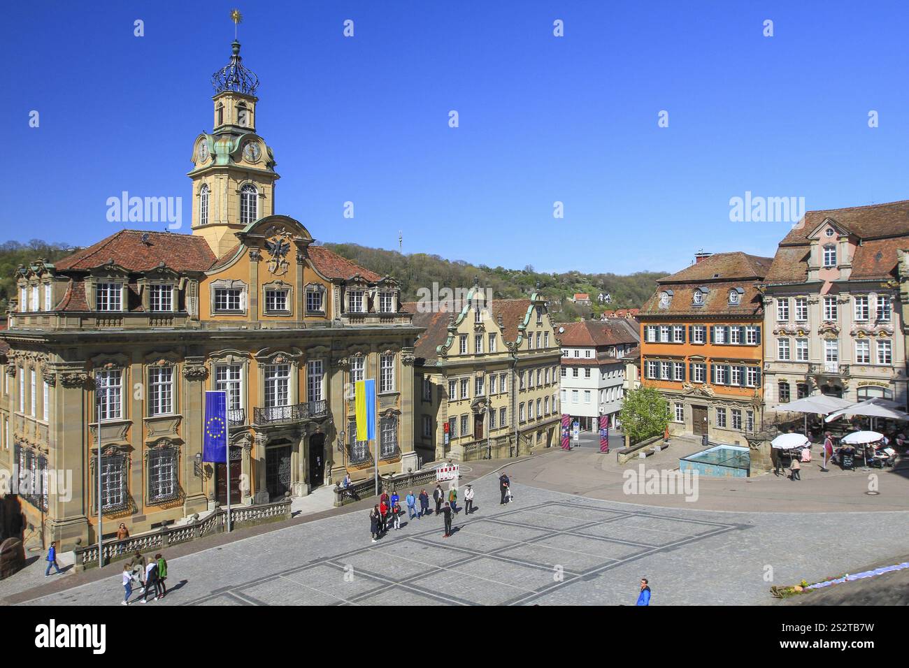Market square with baroque town hall, Schwaebisch Hall. Baden ...