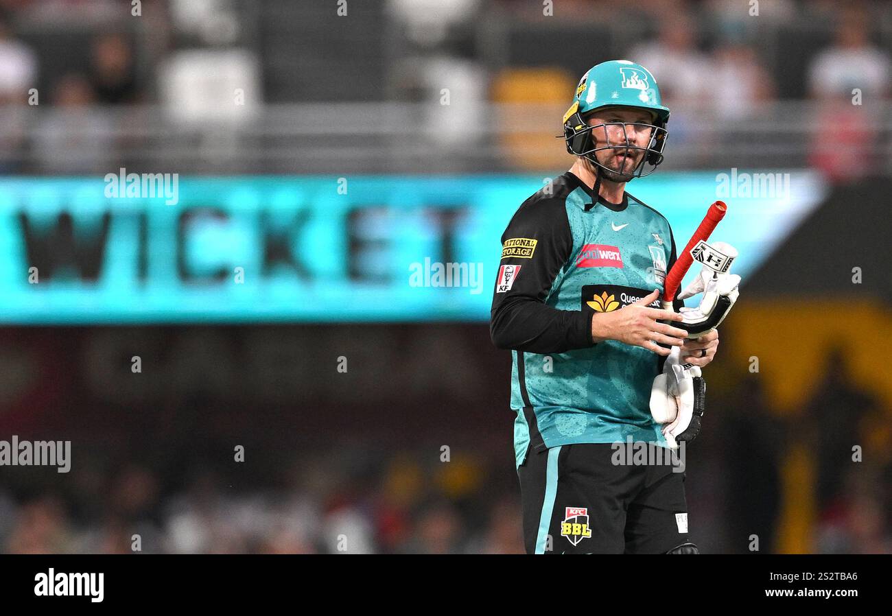 Brisbane, Australia. 29th Dec, 2024. Heat batsman Colin Munro departs ...