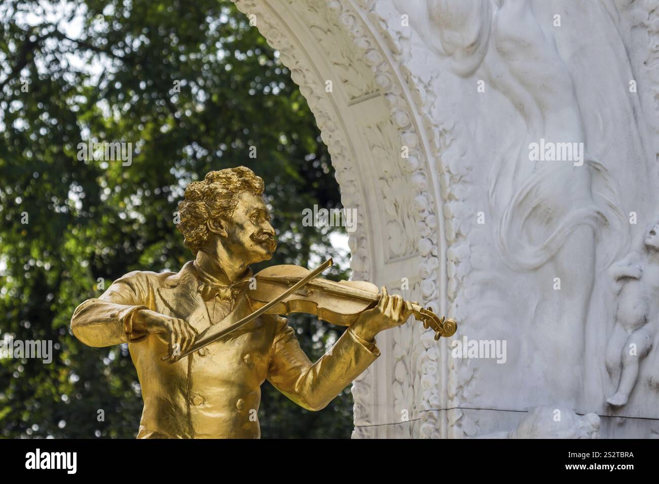 The Johann Strauss monument stands in Vienna's Stadtpark. Austria Stock ...
