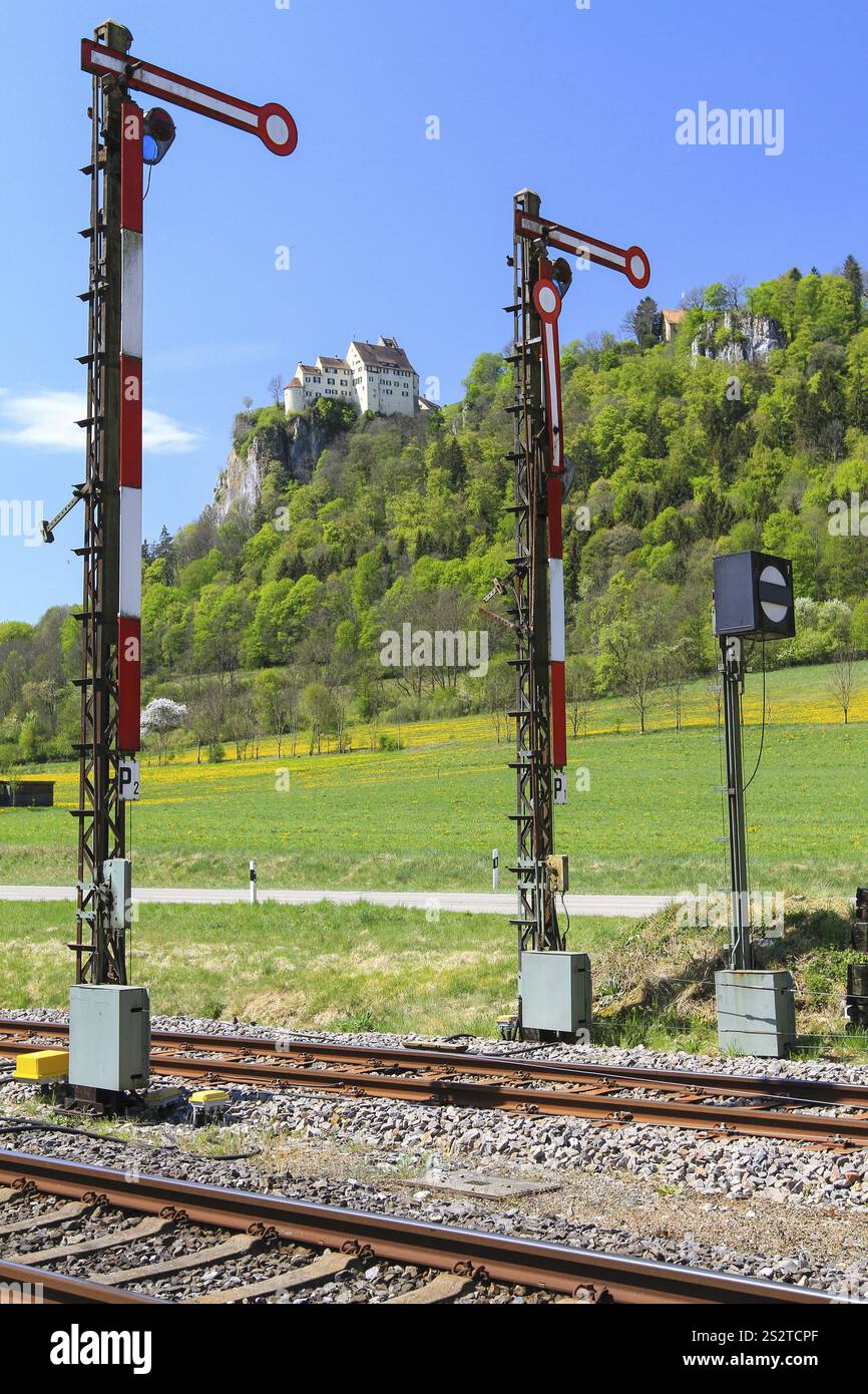 Rock transportation system hi-res stock photography and images - Alamy