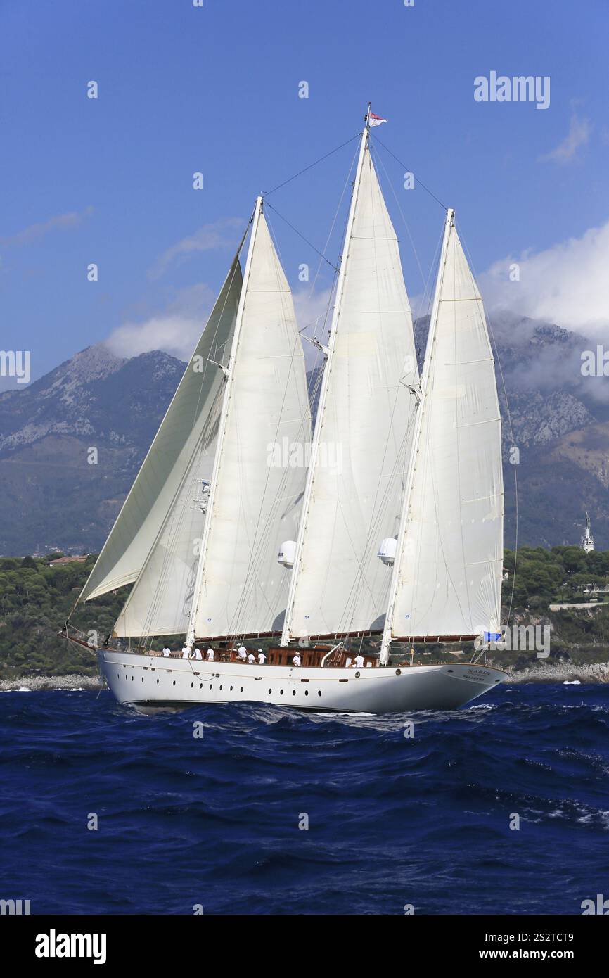 90-year-old sailing yacht Three-masted topsail schooner XARIFA sails ...