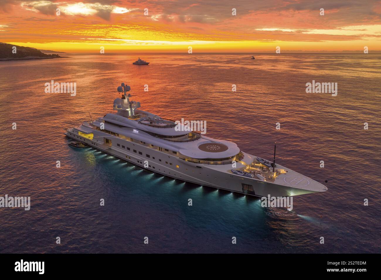 Aerial view of 115 metre motor yacht PELORUS, built in 2003 by the ...