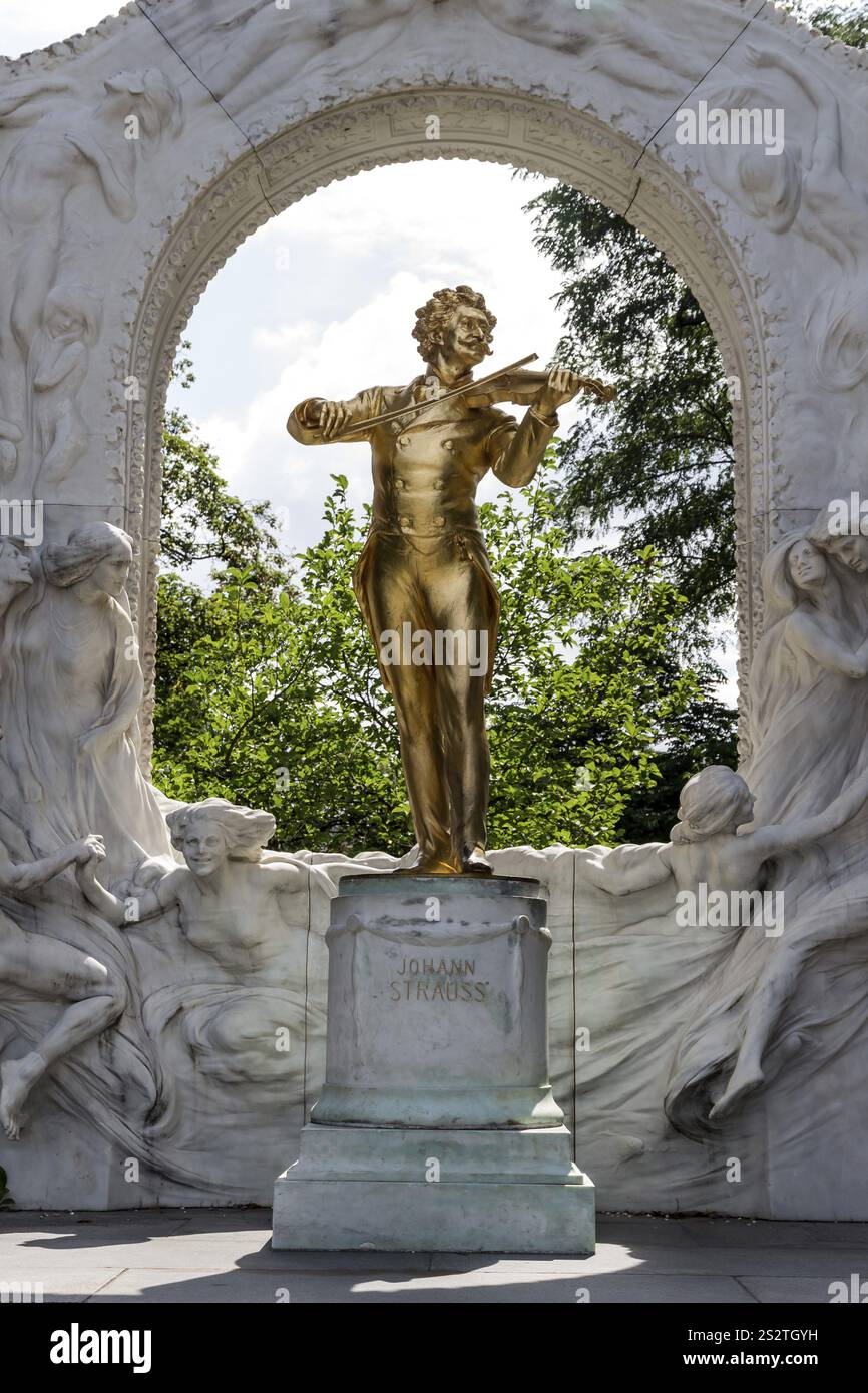 The Johann Strauss monument stands in Vienna's Stadtpark. Austria Stock ...