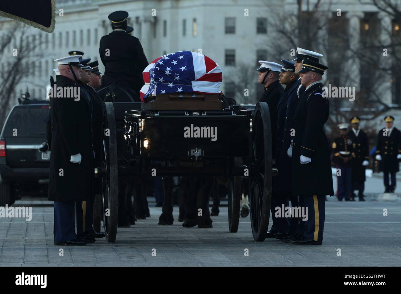 Washington, Vereinigte Staaten. 07th Jan, 2025. A horse-drawn caisson ...