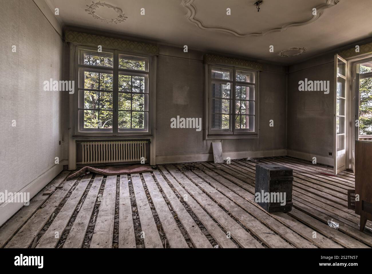 Impressions from the former factory owner's villa Sonnenheim ...