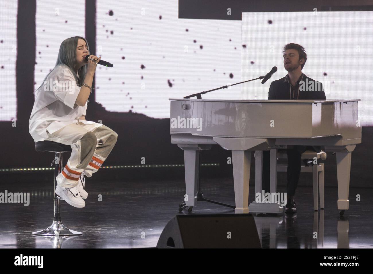 The US-American singer-songwriter Billie Eilish live at her first ...