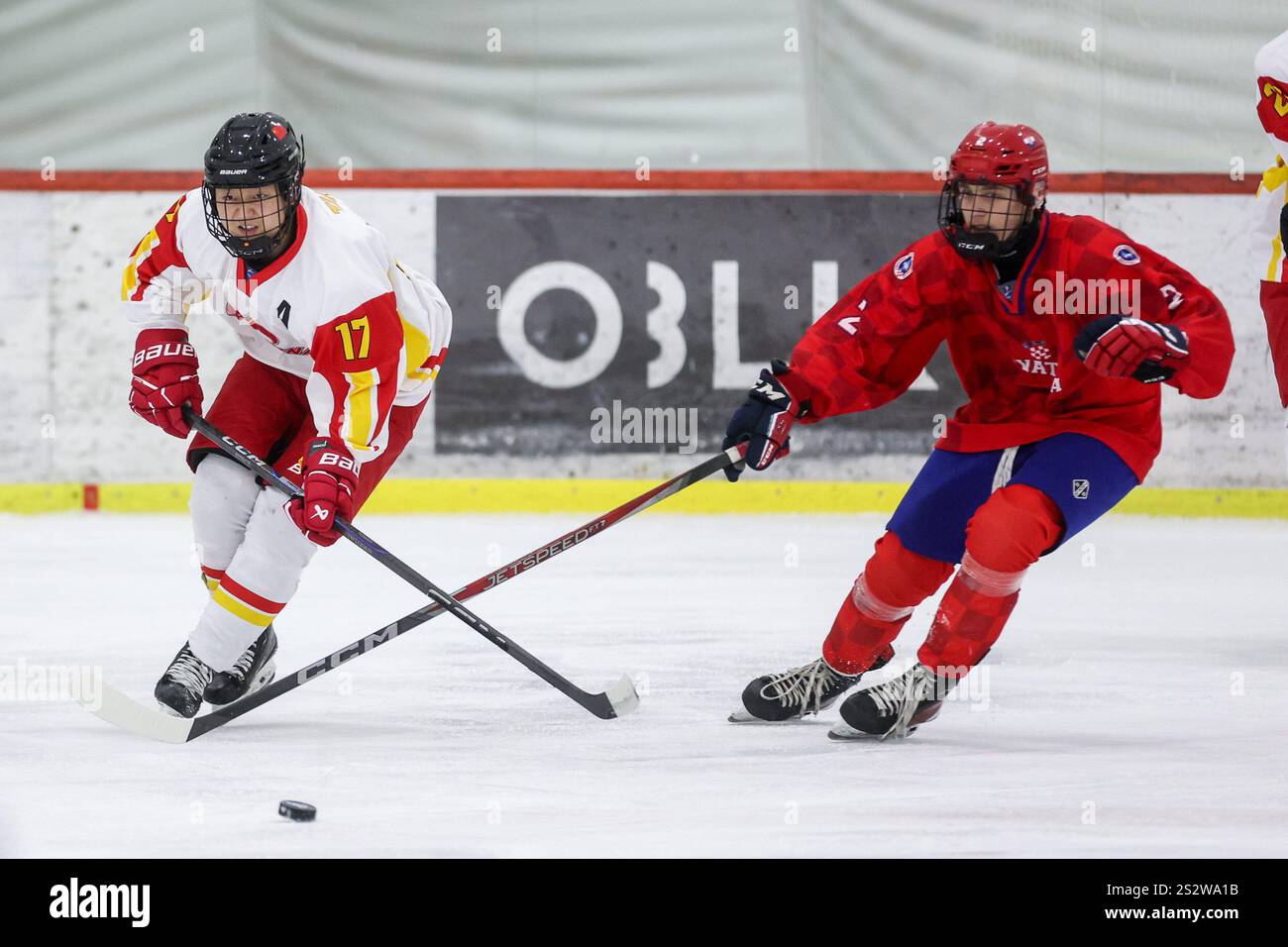 Tian boyu hi-res stock photography and images - Alamy