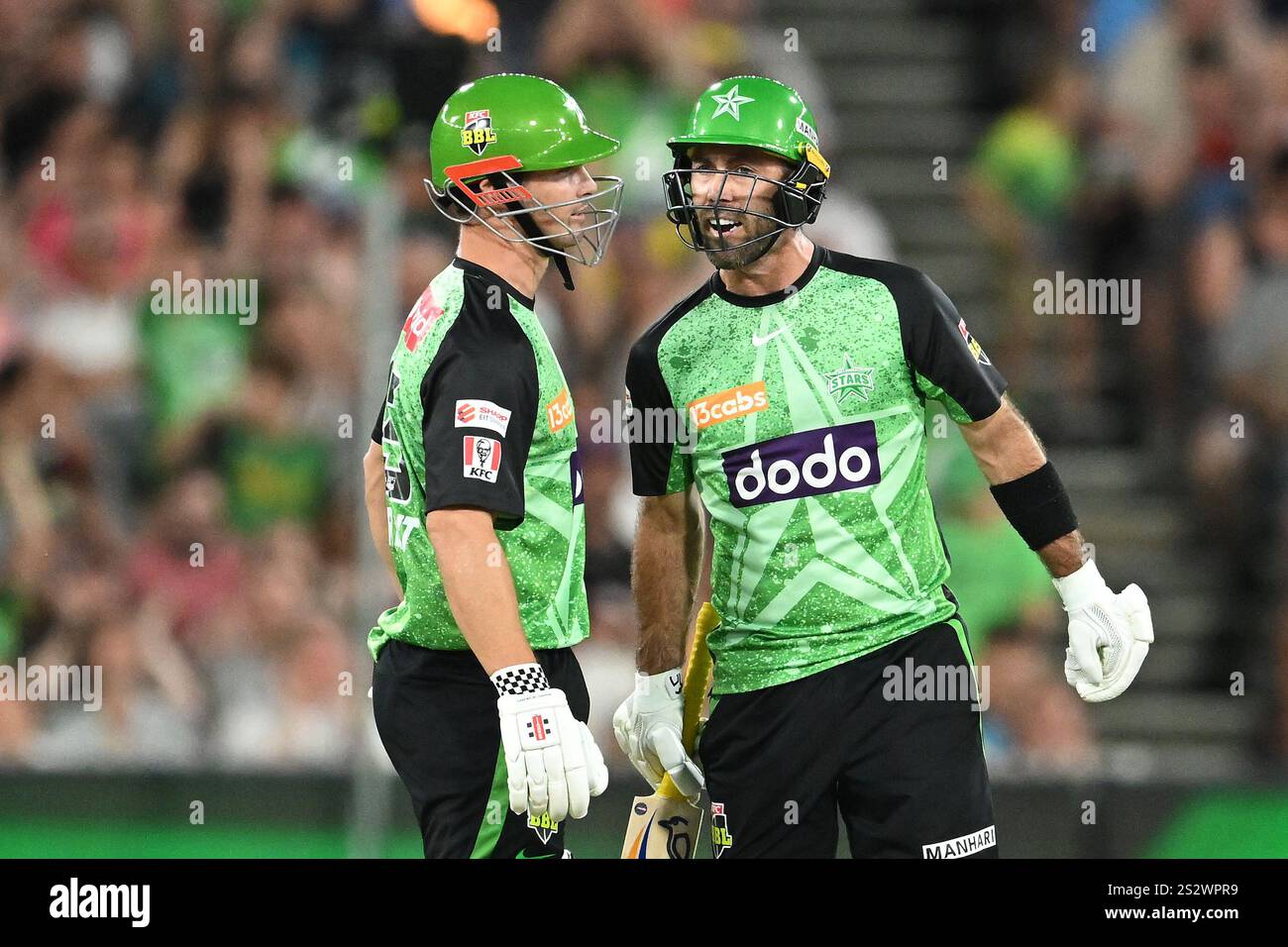 Hilton Cartwright of the Stars (left) and Glenn Maxwell of the Stars ...