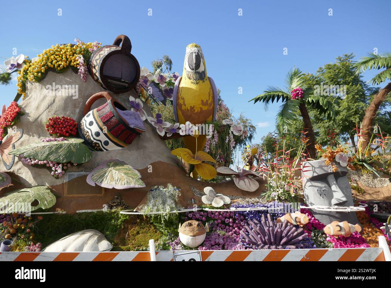 Pasadena, California, USA 3rd January 2025 at 2025 Macaw on Float at ...
