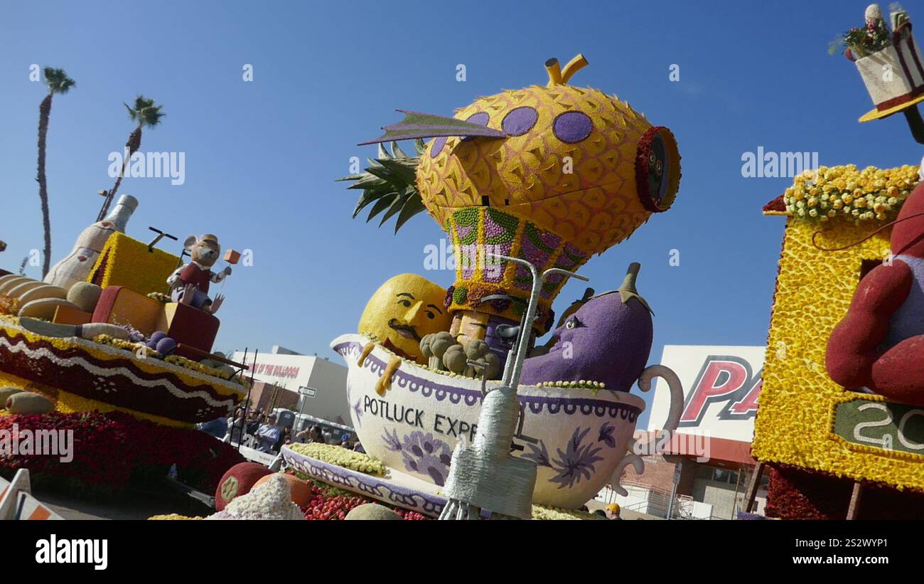 Pasadena, California, USA 3rd January 2025 at 2025 Trader Joes Float at ...