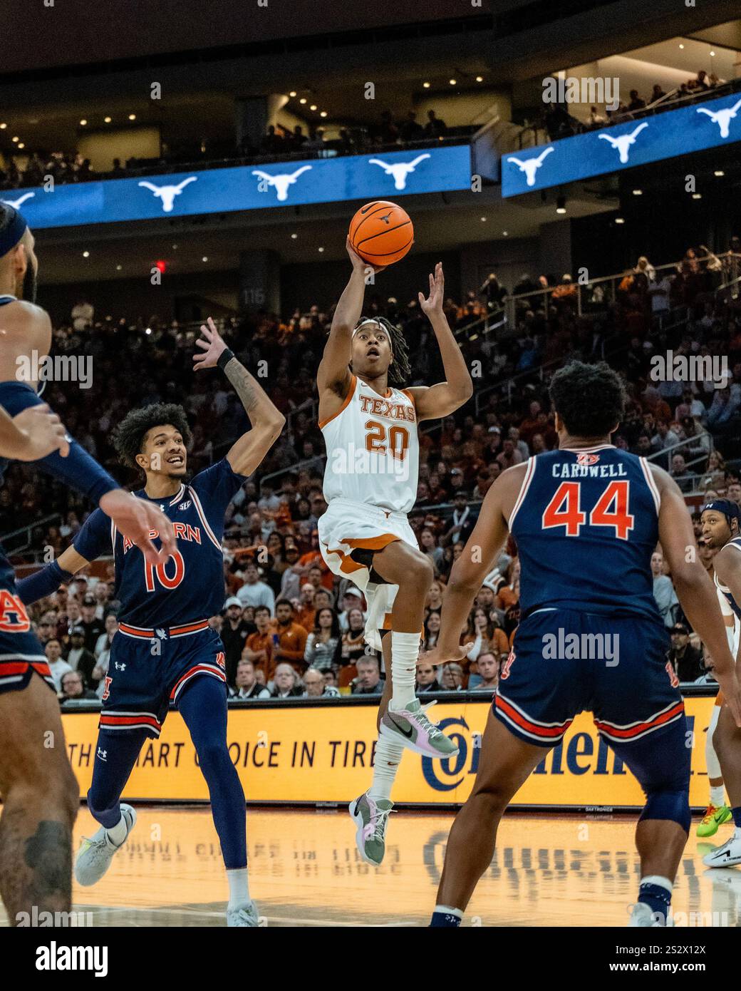 Texas, USA. 7th Jan, 2025. Tre Johnson (20) of the Texas Longhorns in ...