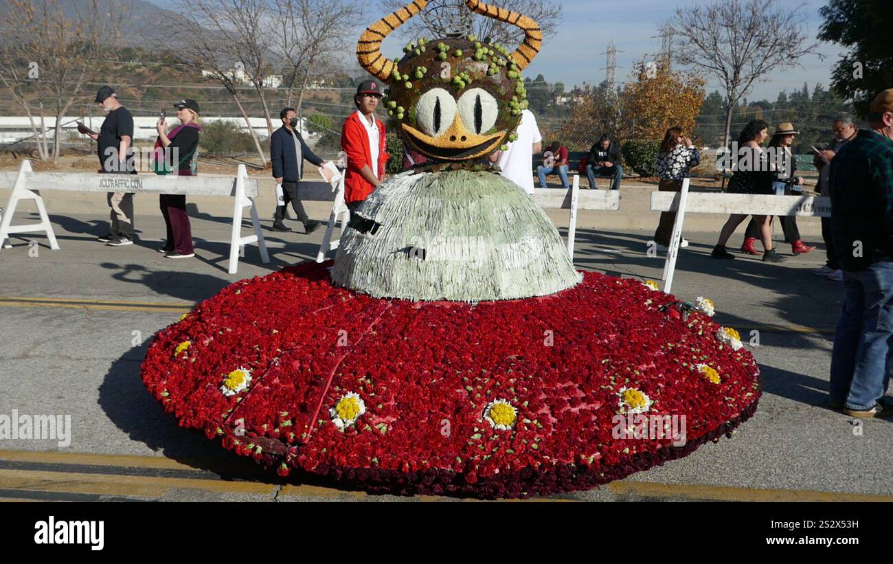 Pasadena, California, USA 3rd January 2025 at 2025 Aliens on La Canada ...