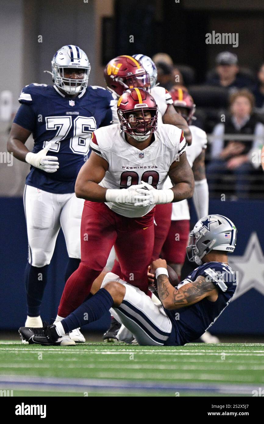 Washington Commanders defensive tackle Jonathan Allen (93) celebrates ...