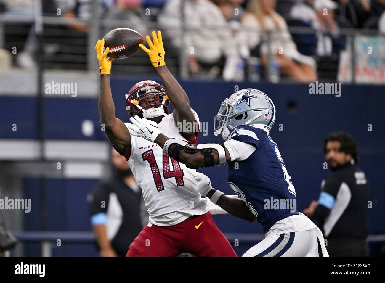 Washington Commanders wide receiver Olamide Zaccheaus (14) catches a ...