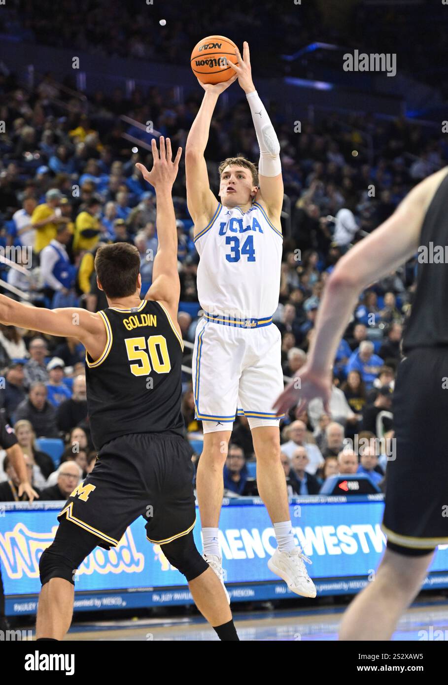 LOS ANGELES, CA - JANUARY 07: UCLA Bruins forward Tyler Bilodeau (34 ...