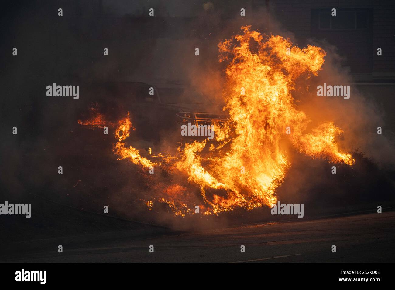 Paacific Palisades, United States. 07th Jan, 2025. A Vehicle seen ...