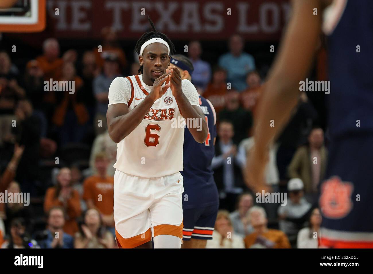 AUSTIN, TX - JANUARY 07: Texas Longhorns forward Arthur Kaluma (6 ...