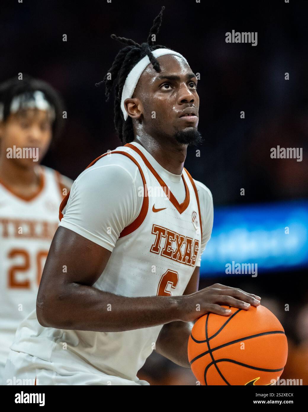 Austin, USA. 07th Jan, 2025. Jan 7, 2025. Arthur Kaluma (6) of the ...