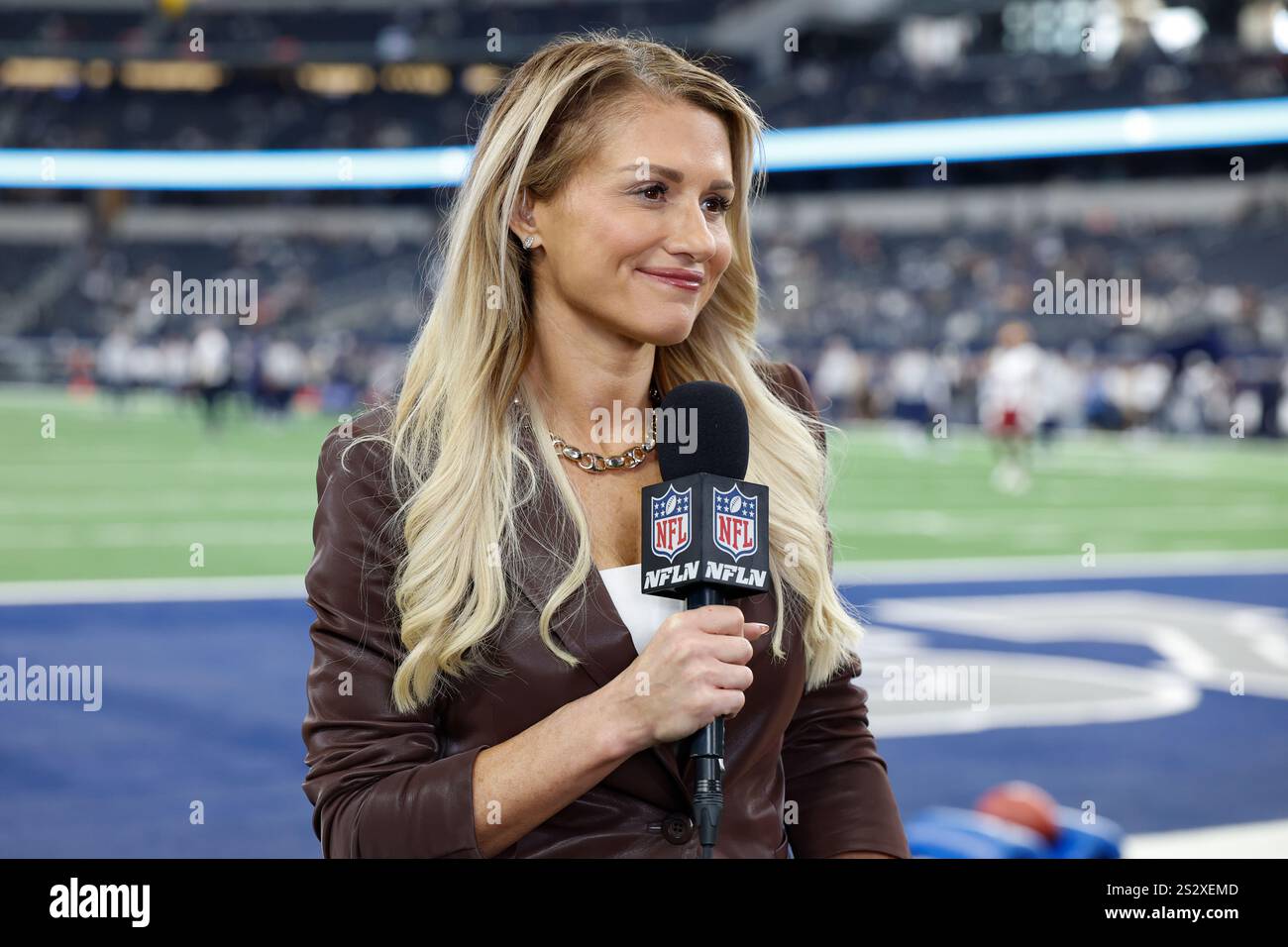 NFL network reporter Jane Slater reporting before an NFL football game ...