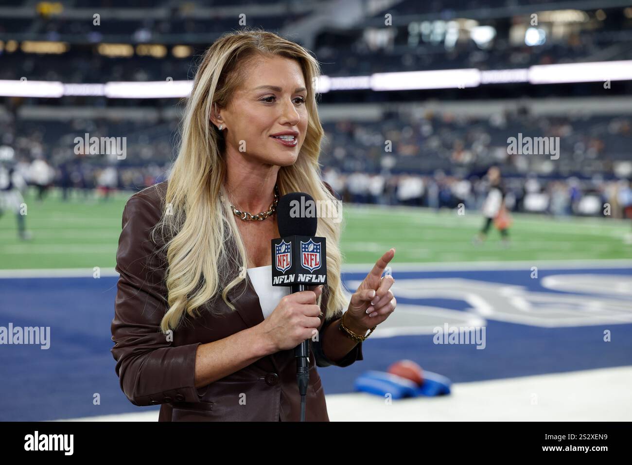 NFL network reporter Jane Slater reporting before an NFL football game ...