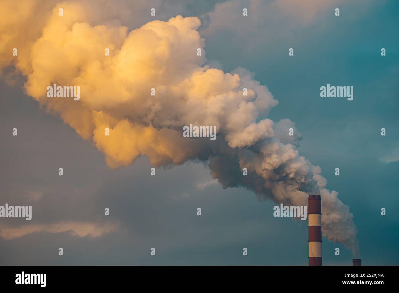 Thick steam from pipe chemical hi-res stock photography and images - Alamy