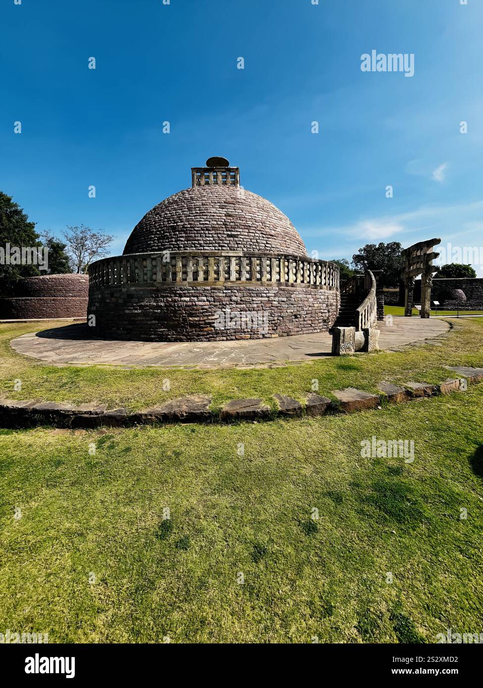 3 stupas hi-res stock photography and images - Alamy