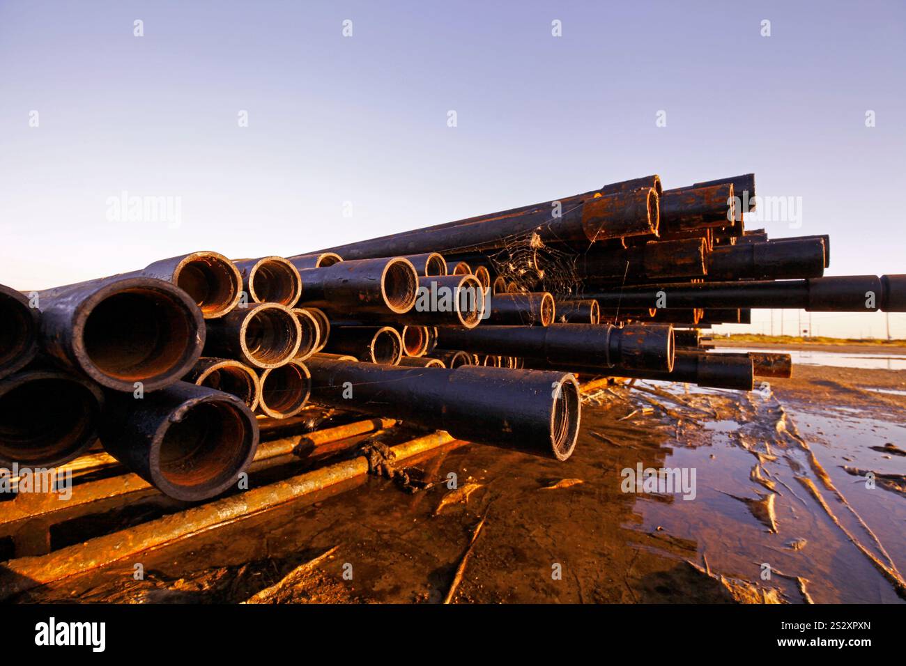 Oil drill pipe Stock Photo - Alamy