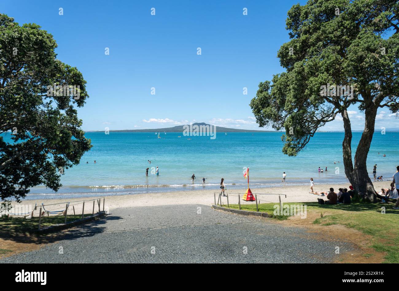 Auckland, New Zealand – January 07 2025: People enjoying summer at ...