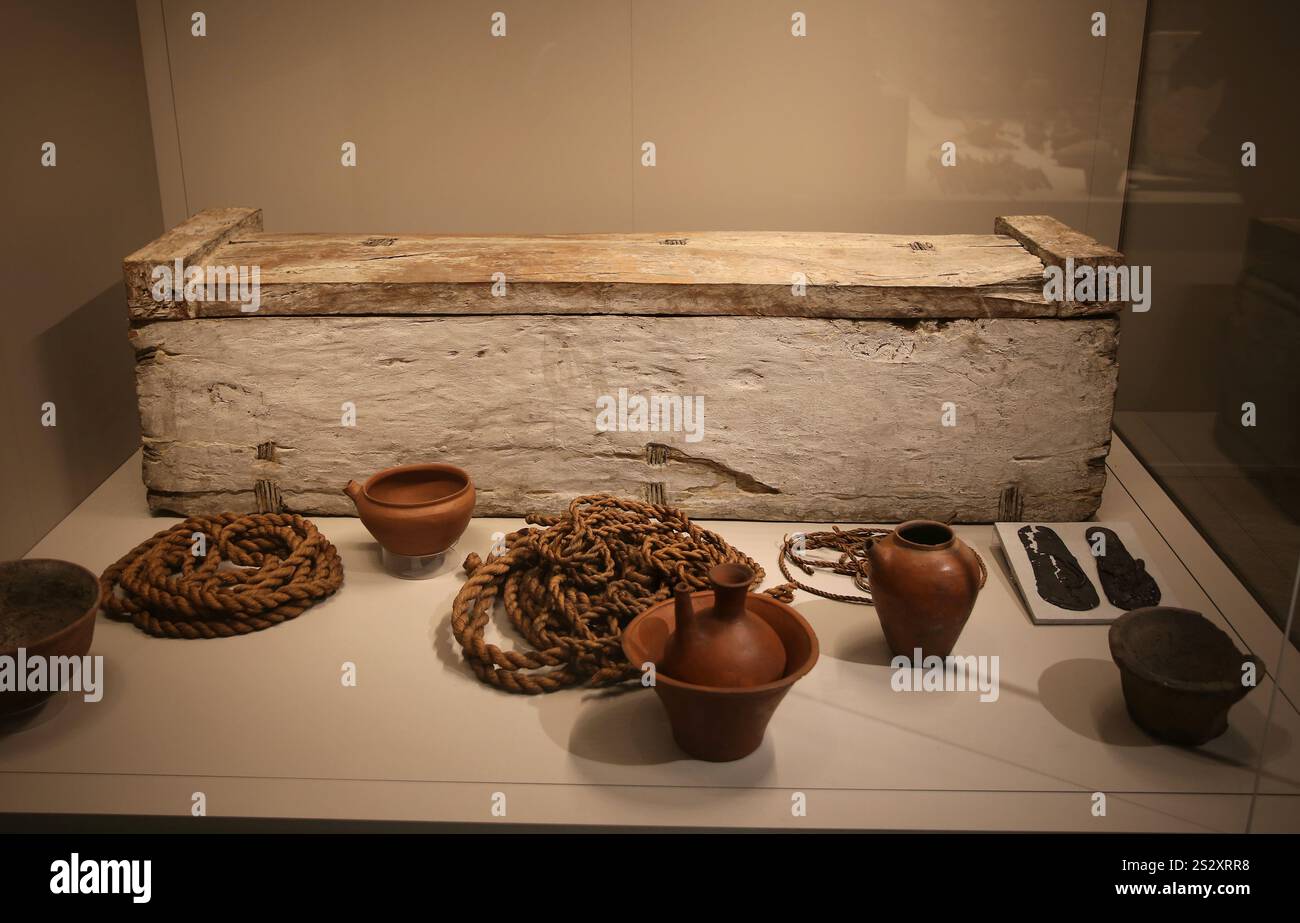 5th Dynasty. Burial assemblage of a intacte tomb from Gebelein ...