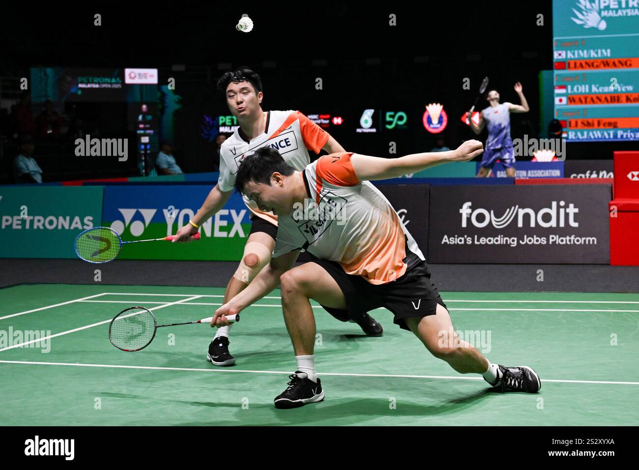 (250108) -- KUALA LUMPUR, Jan. 8, 2025 (Xinhua) -- Kim Gi Jung/Kim Sa ...