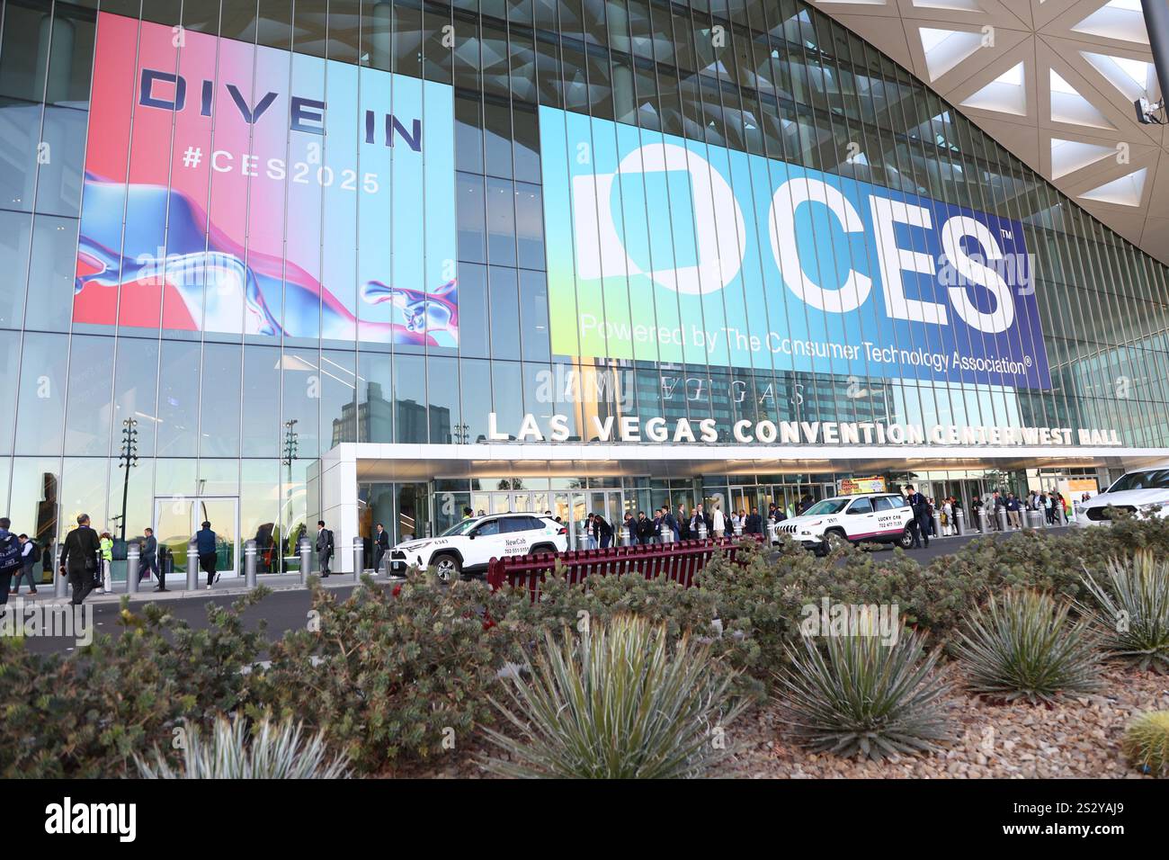 Las Vegas, United States. 07th Jan, 2025. A view of the large CES ...