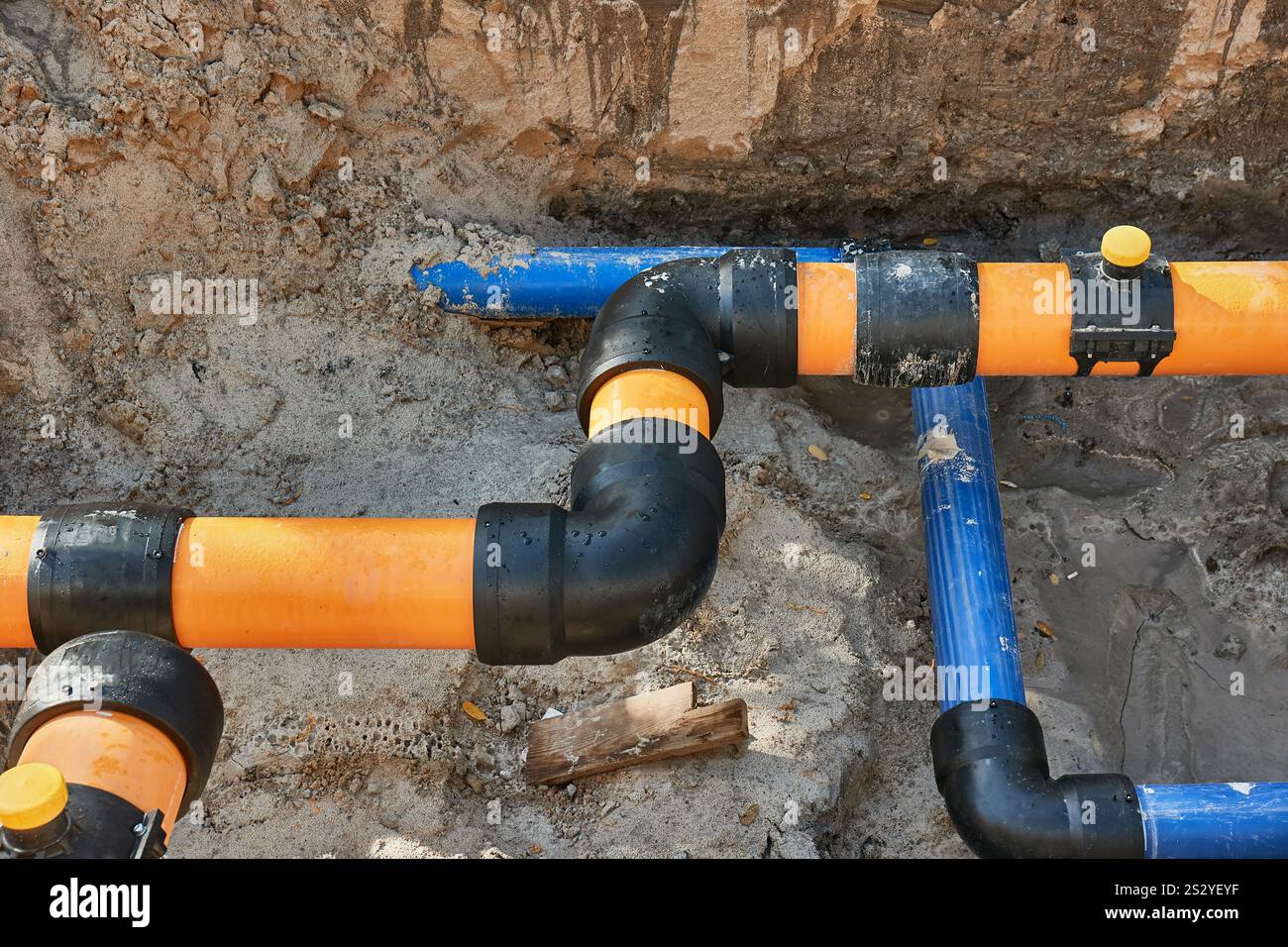 Utility piping hi-res stock photography and images - Alamy